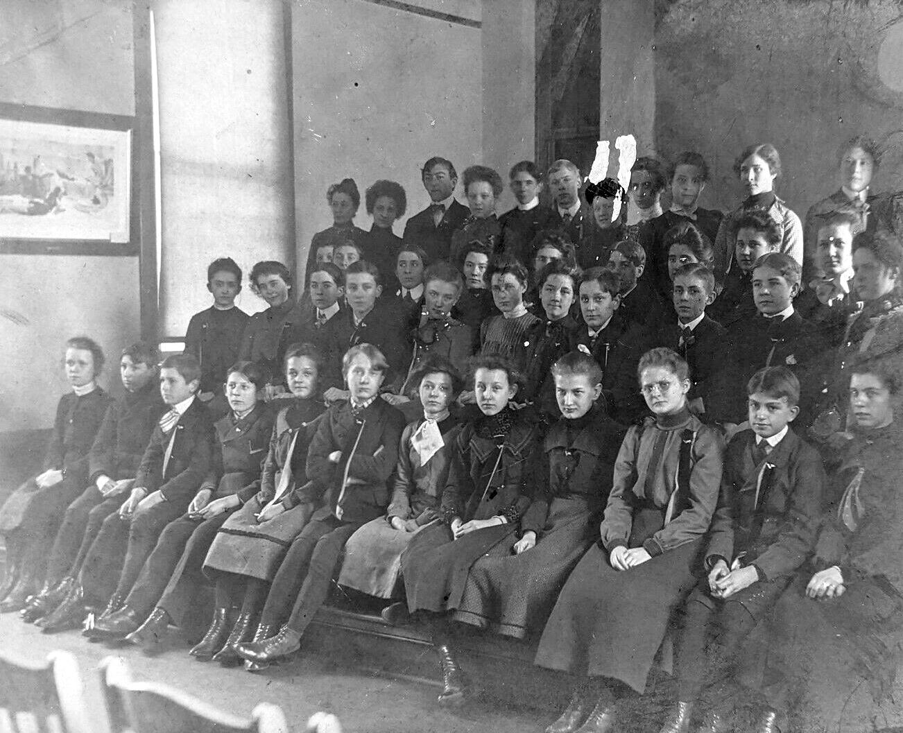 U.S. School Chronology: The 1900s--Ages
